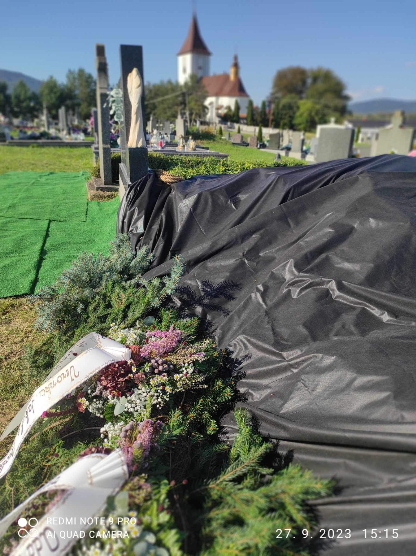 Pohrebníctvo Hanuska :: Hrobarka-sk